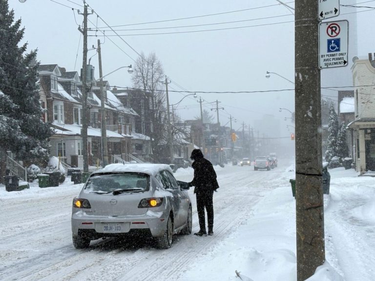 More Than 10,500 Parking Tickets Issued After Toronto Winter Storm as ...